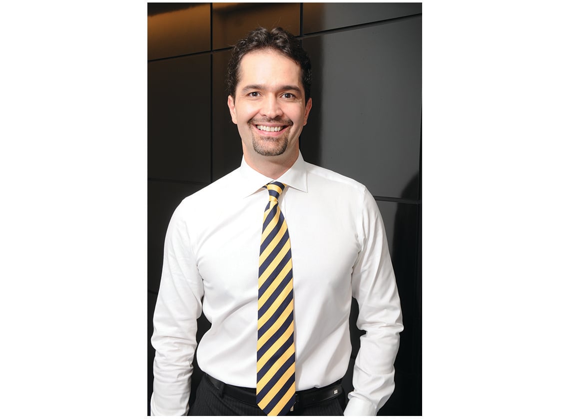 Mauricio de Maio: Plastic Surgeon | PRIME Journal